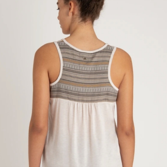 sherpa adventure gear | Tops | Sherpa Adventure Tank Super Cute | Poshmark